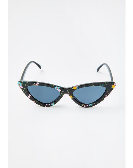 Noir Infinite Icon Cat Eye Sunglasses Dolls Kill